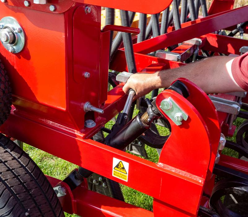 Giltrap / Eco Seeder